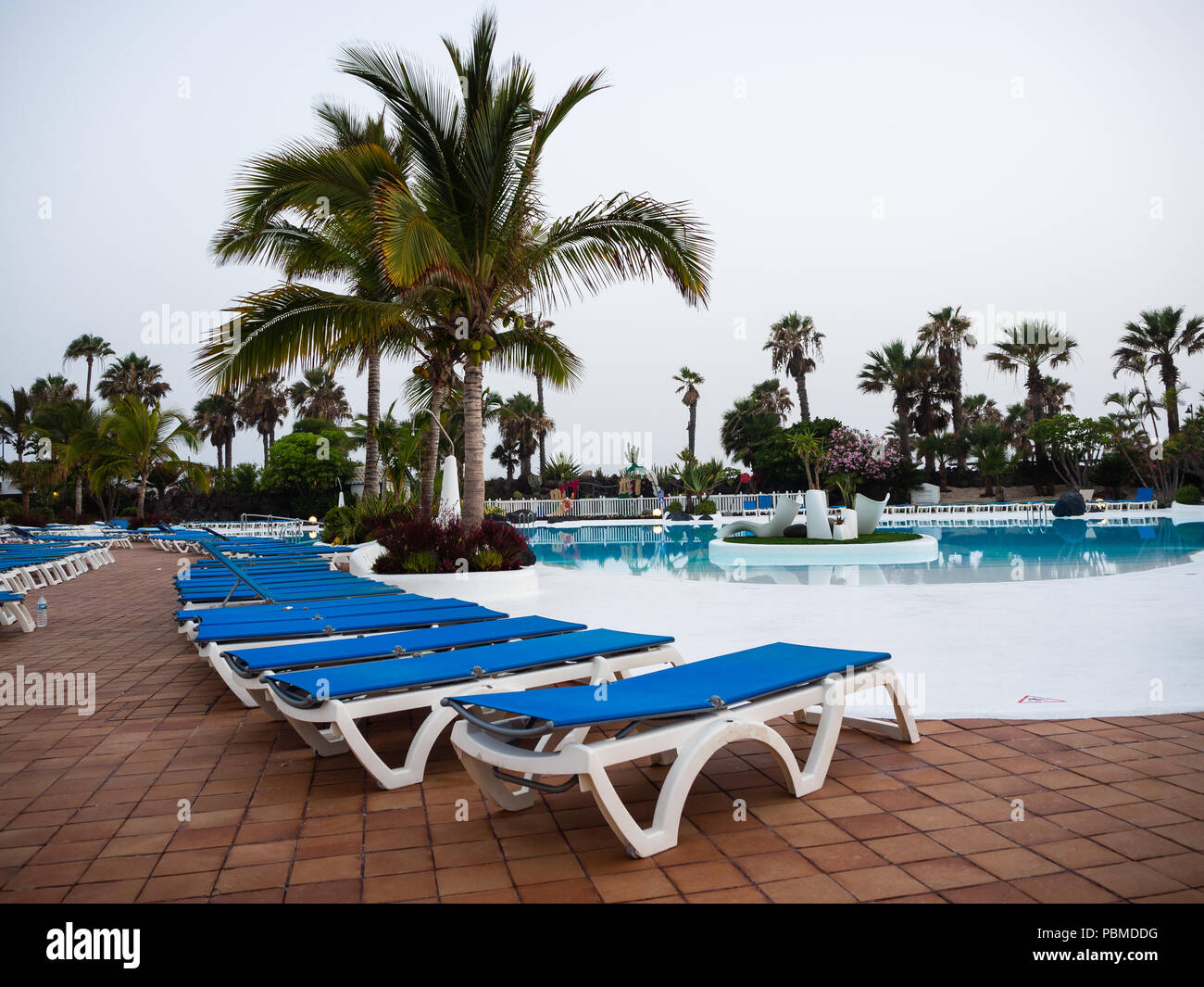 Rest on the edge hi-res stock photography and images - Alamy