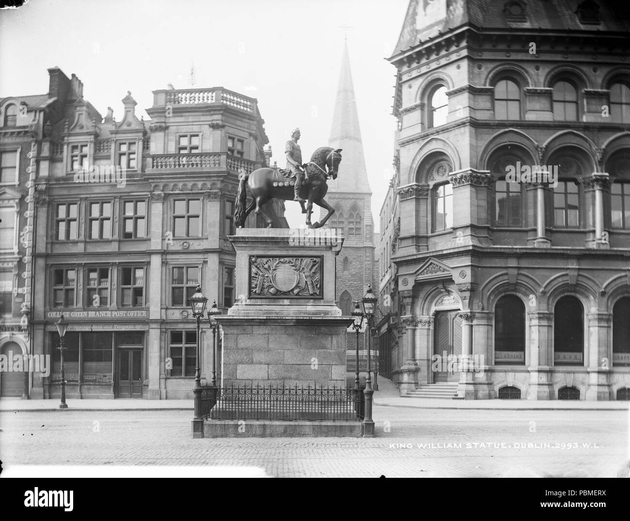 Statue of king william ii hi-res stock photography and images - Alamy