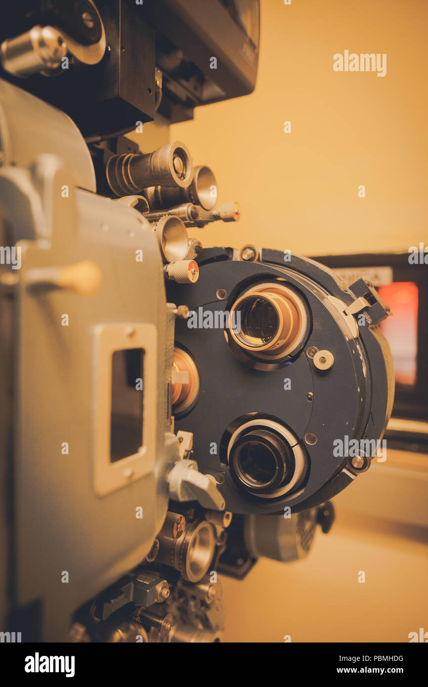 Cinema hall projector beam hi-res stock photography and images - Alamy