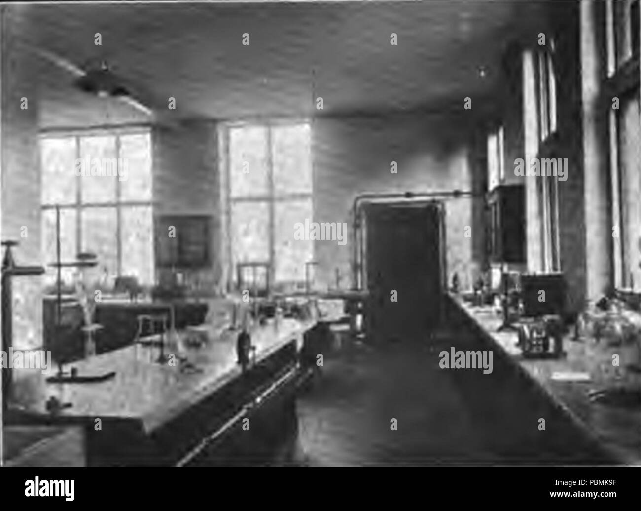 South end centre Black and White Stock Photos & Images - Alamy