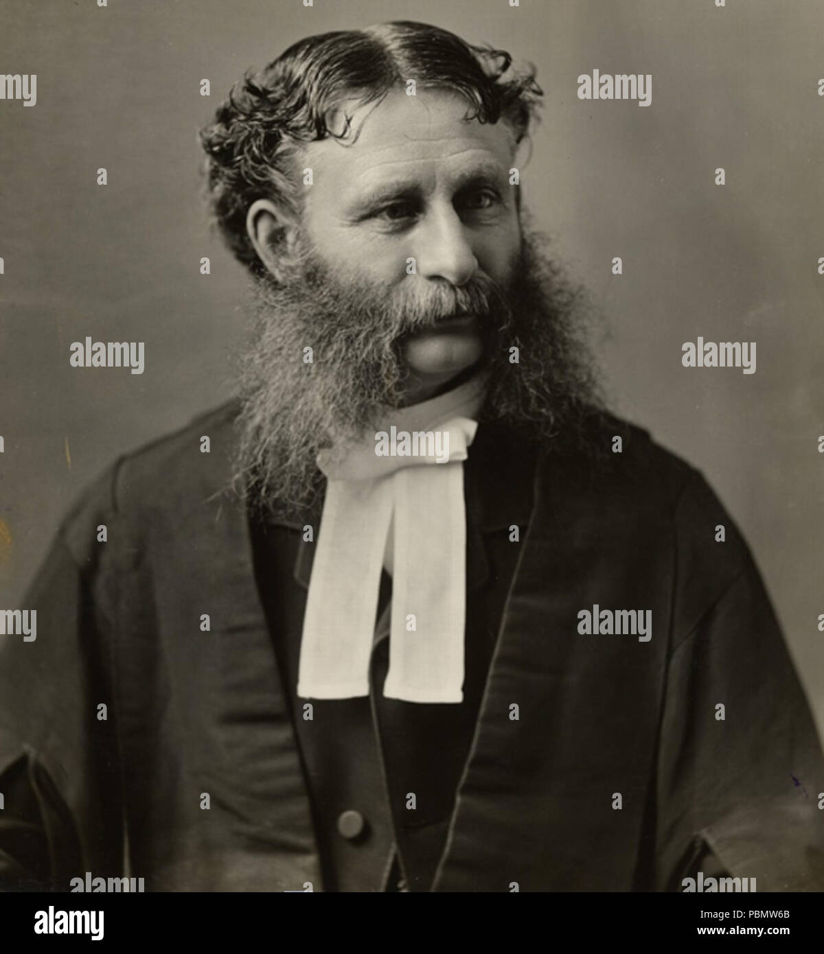 Ruggles hi-res stock photography and images - Alamy