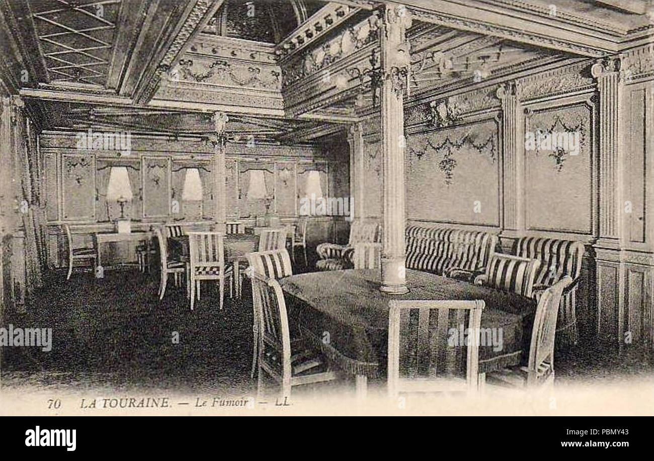 Smoking room vintage hi-res stock photography and images - Alamy