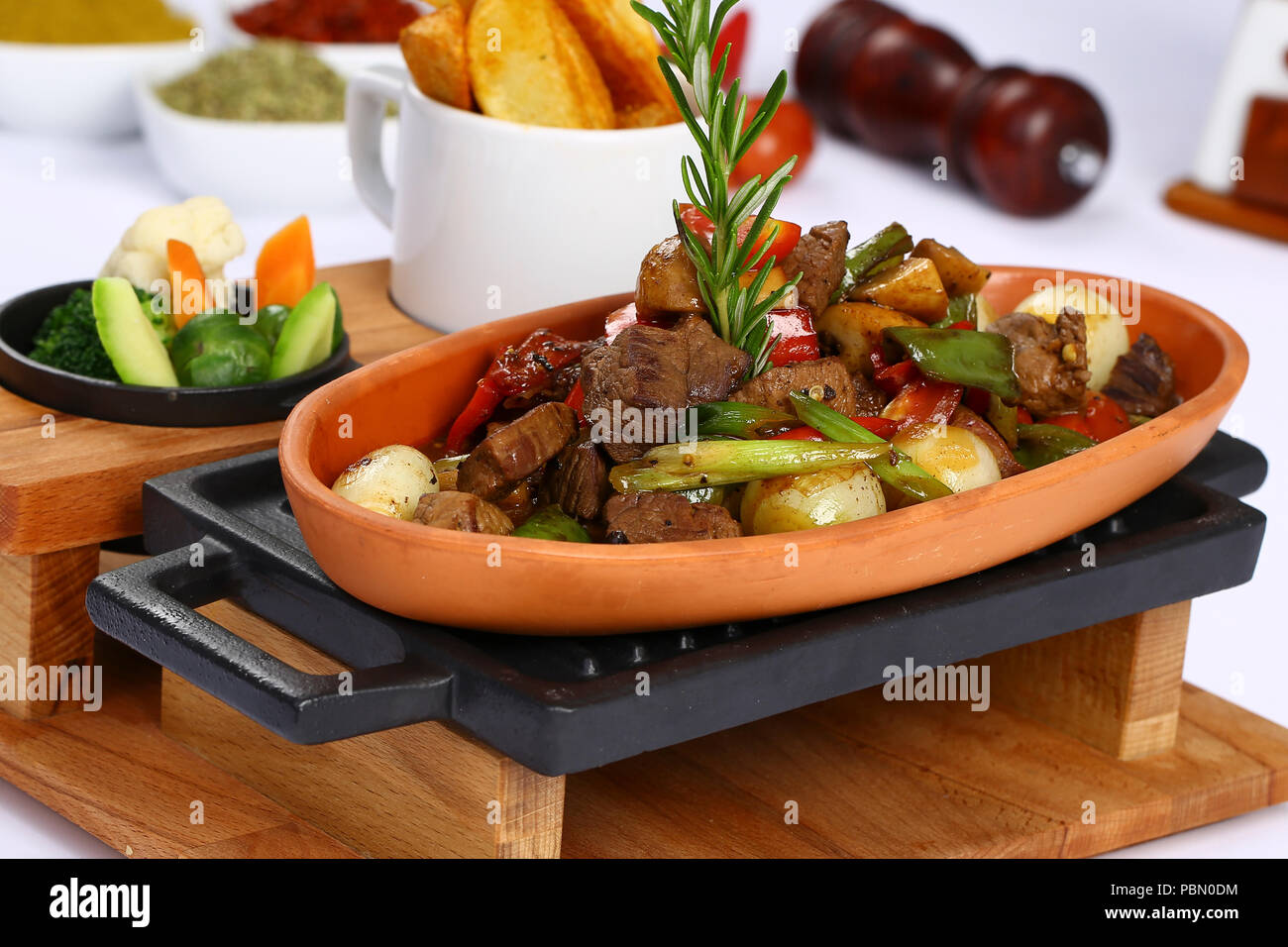 Beef Meat saute in stew casserole Stock Photo - Alamy