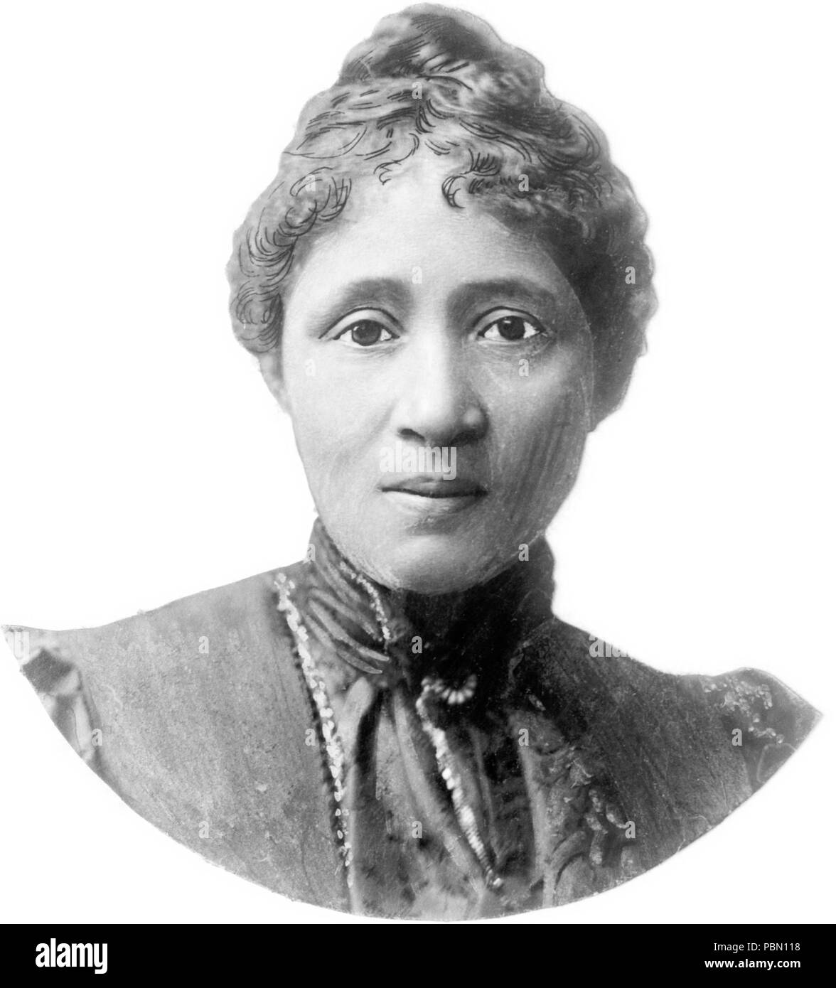. English: Lucy Parsons portrait . before 1910 958 Lucy Parsons cameo ...