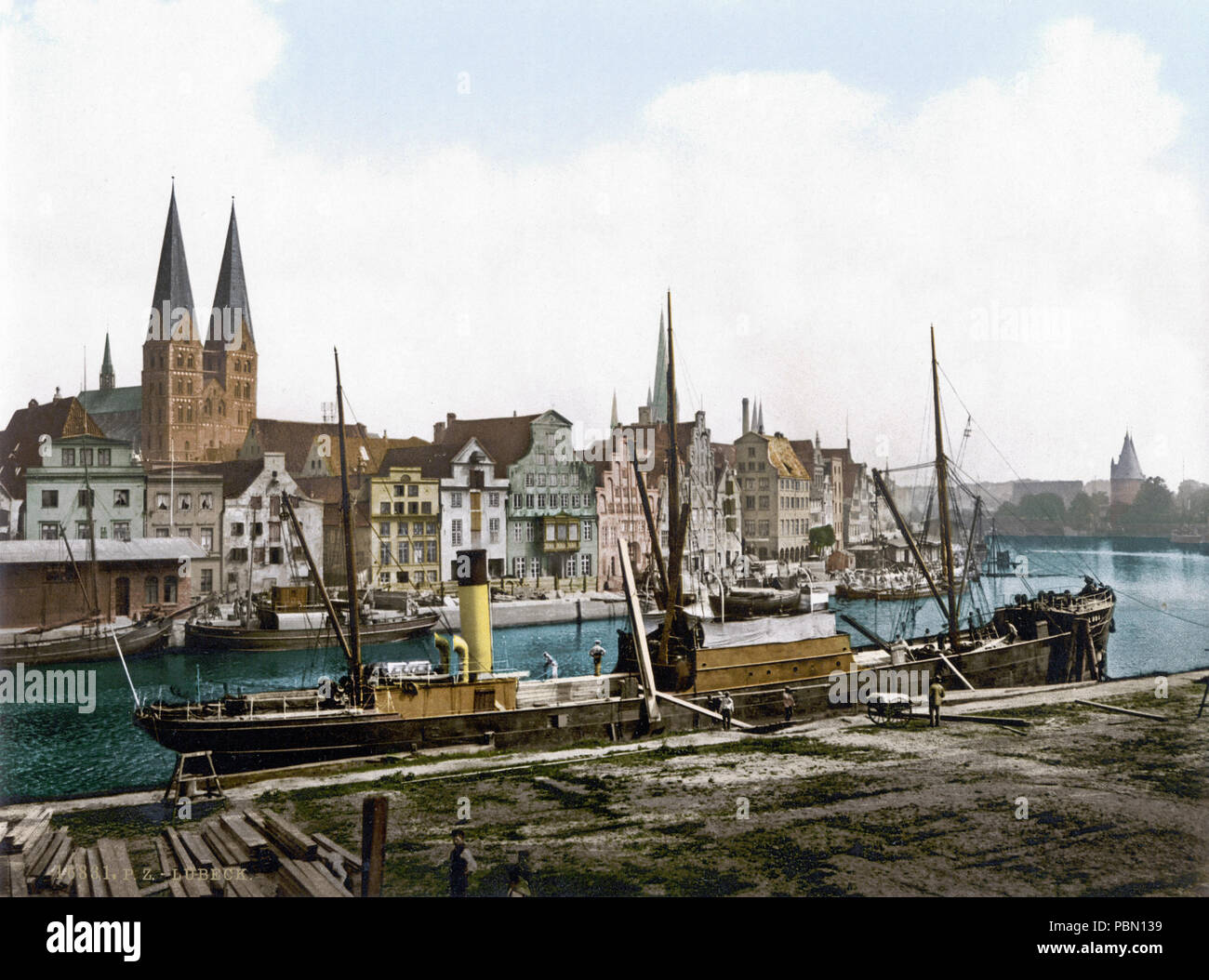 . Deutsch: Lübeck Hafen . between 1890 and 1905 958 Luebeck Hafen 2 ...