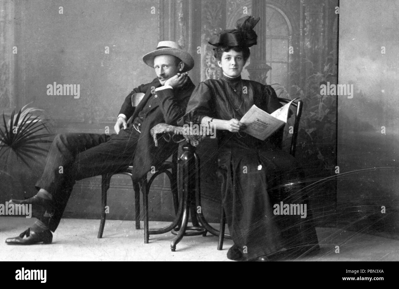 White woman and black man Black and White Stock Photos & Images - Alamy