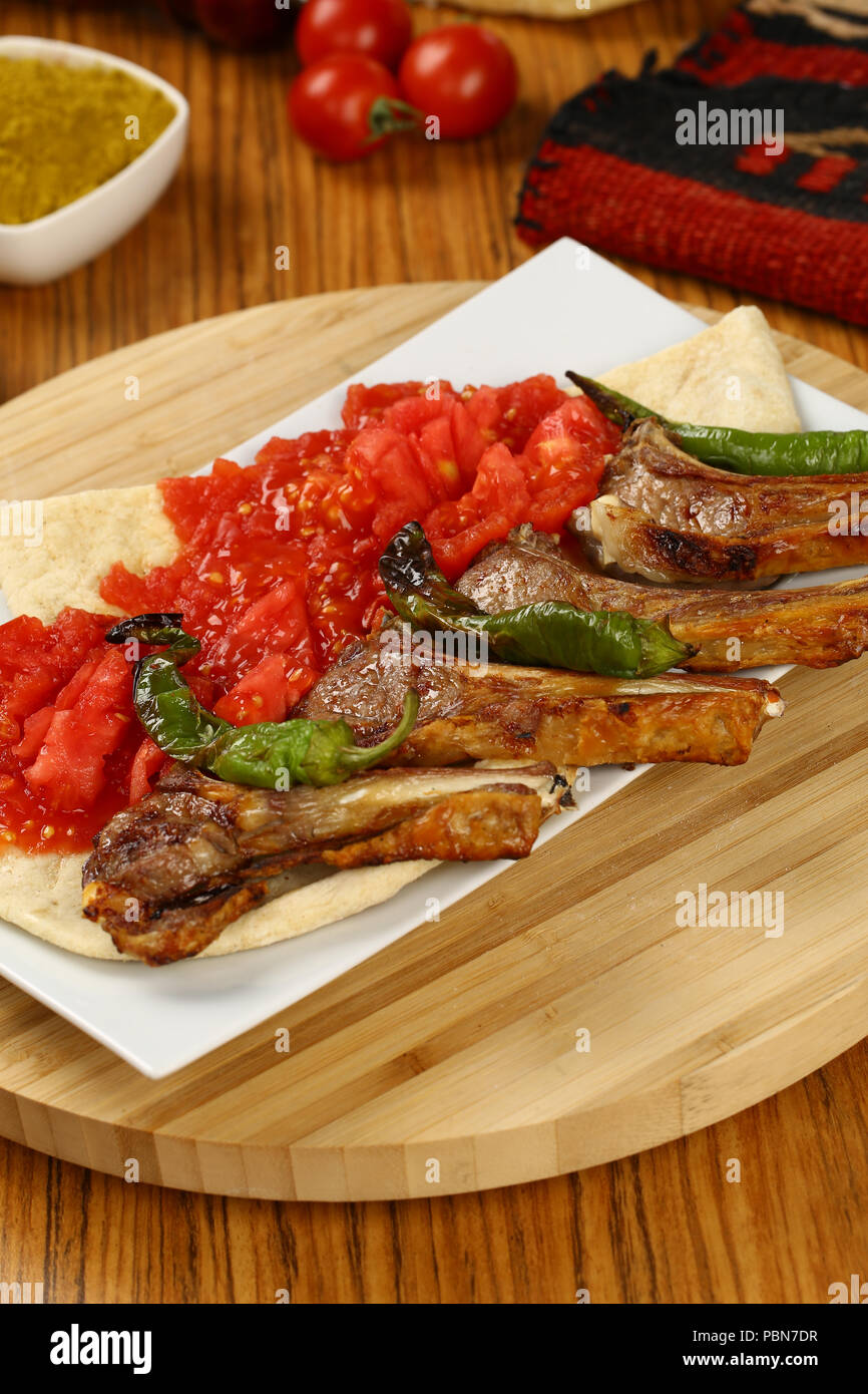 Lamb chops with chips hi-res stock photography and images - Alamy