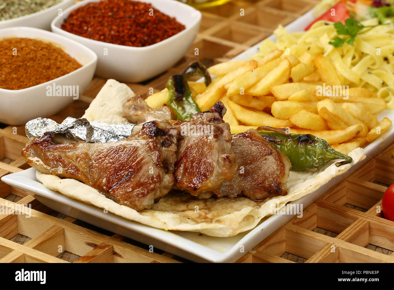 Lamb chops with chips hi-res stock photography and images - Alamy