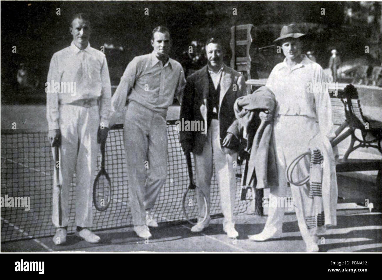 Simon wilding hi-res stock photography and images - Alamy