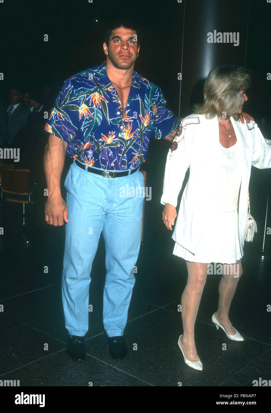 LOS ANGELES, CA - APRIL 6: Actor Lou Ferigno attends 'Christmas in ...