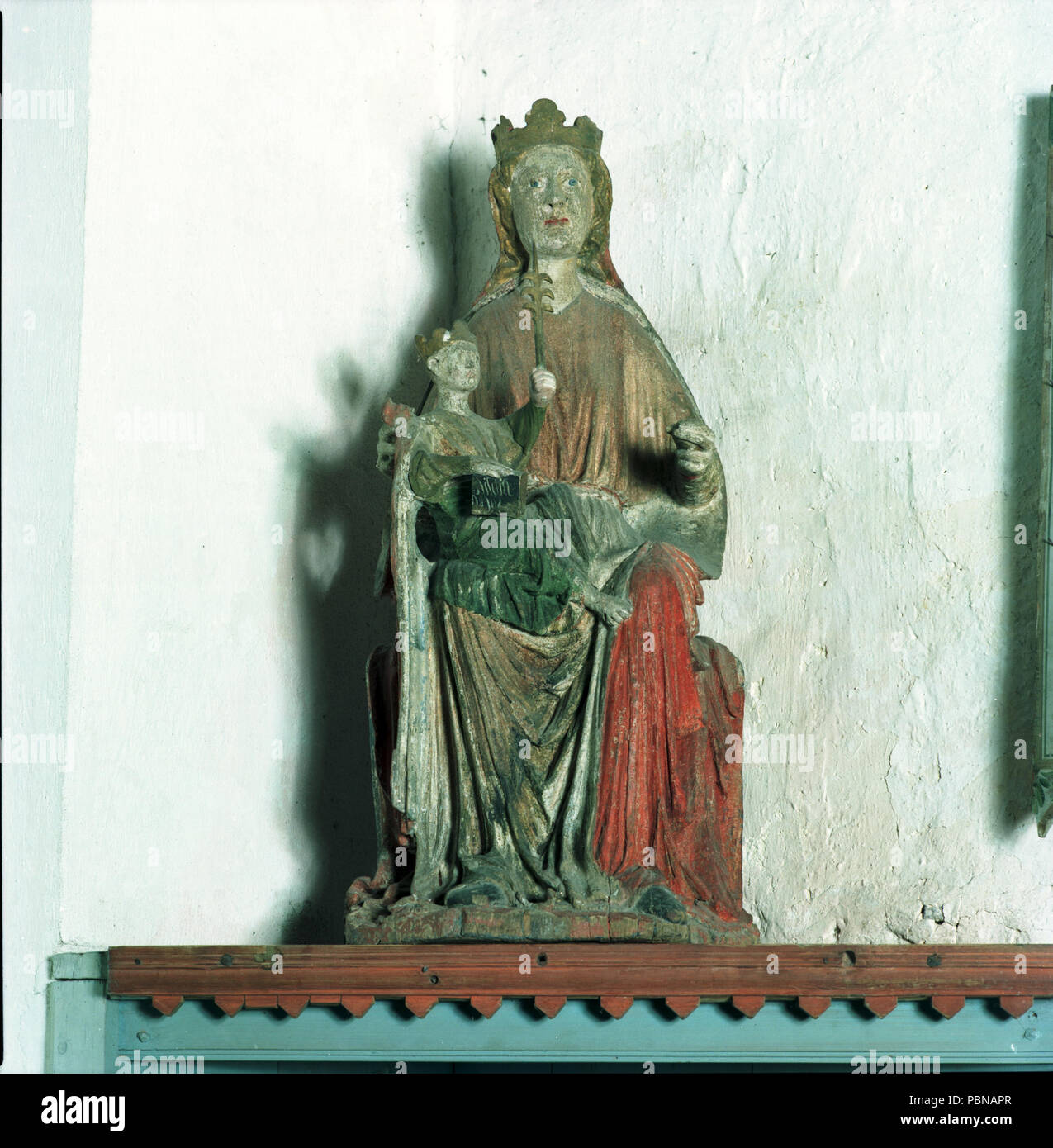 980 Madonna med barn. 1200-T - Bønsnes kirke - Kulturhistorisk museum ...