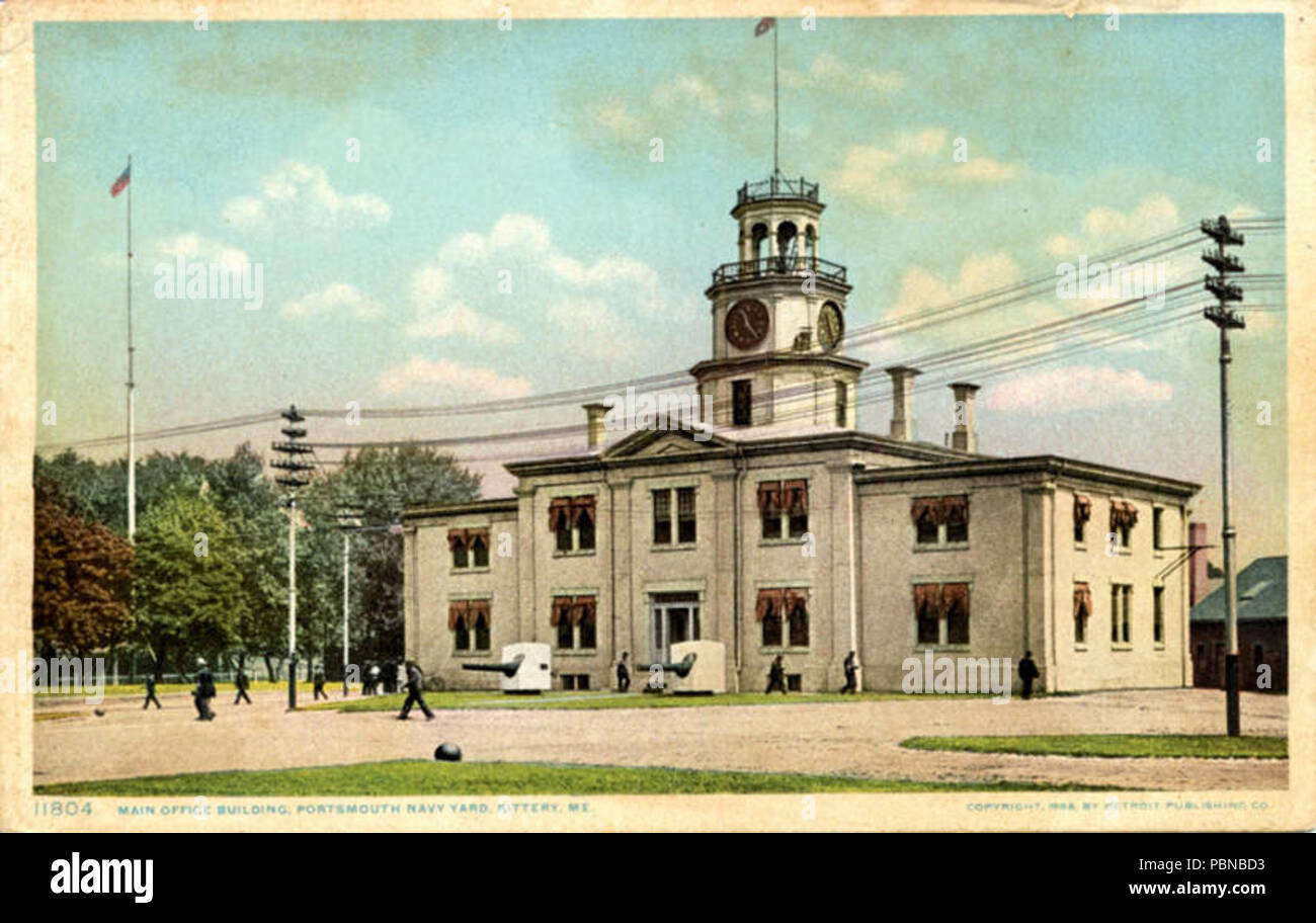 Military office building hi-res stock photography and images - Alamy