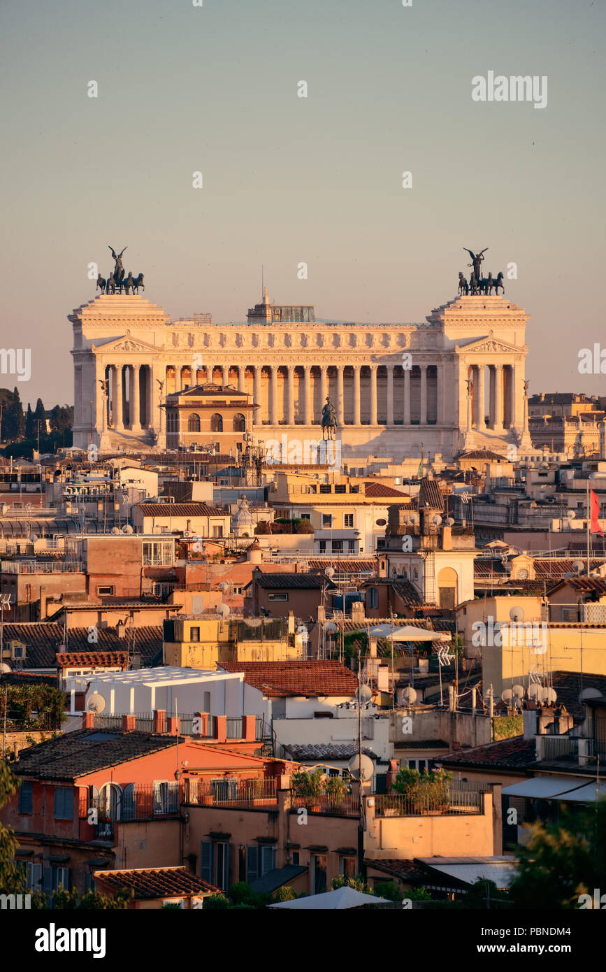 Rome rooftop view with Monumento Nazionale a Vittorio Emanuele II in ...