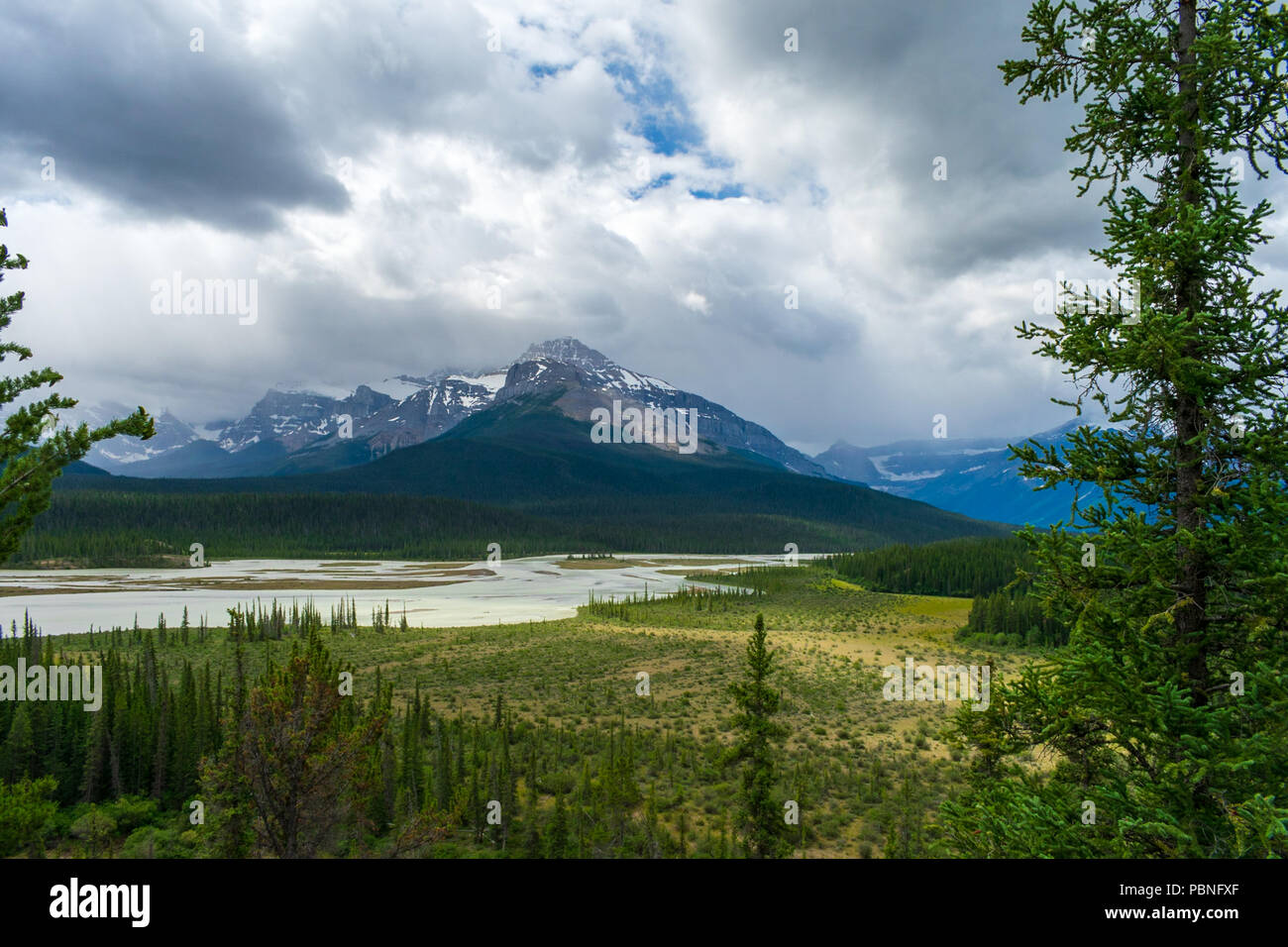 Icefields Parkway, Banff to Jasper, Canada Stock Photo - Alamy