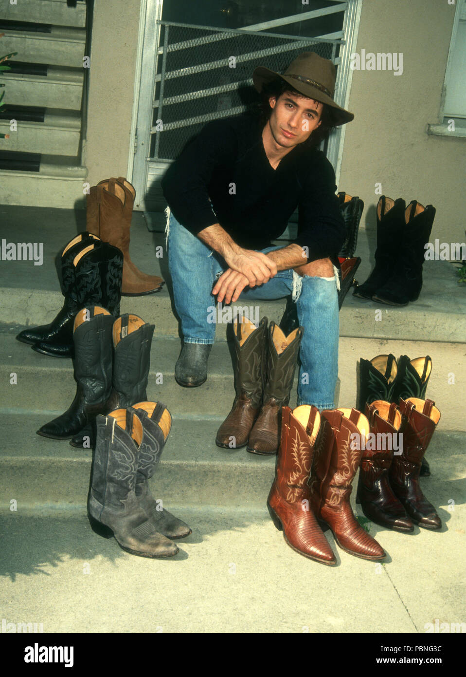 LOS ANGELES, CA - APRIL 9: (EXCLUSIVE) Actor Peter Love poses during a ...