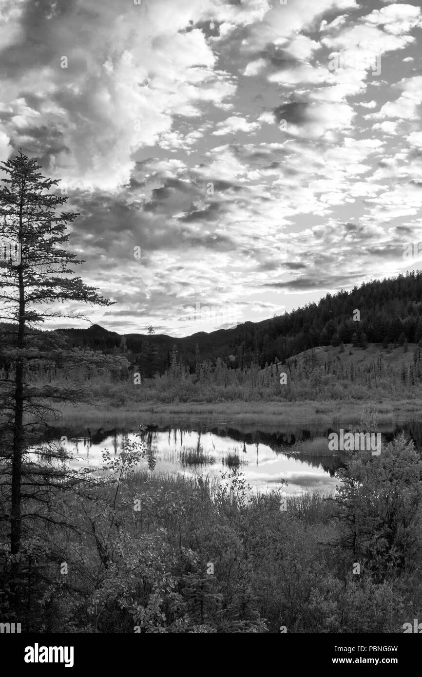 Jasper national park scenery Black and White Stock Photos & Images - Alamy
