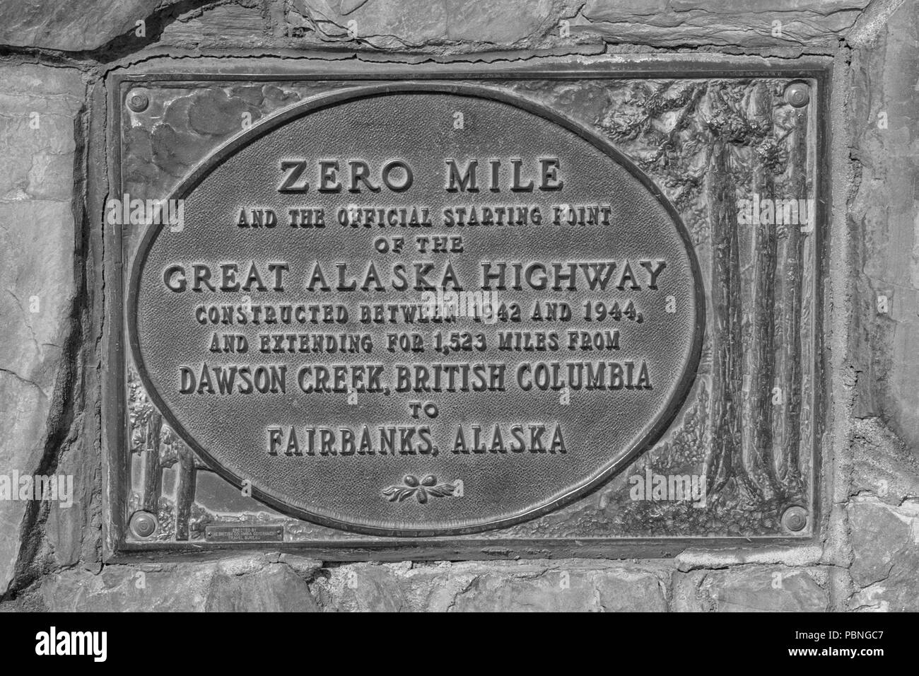 Highway alaska Black and White Stock Photos & Images - Alamy