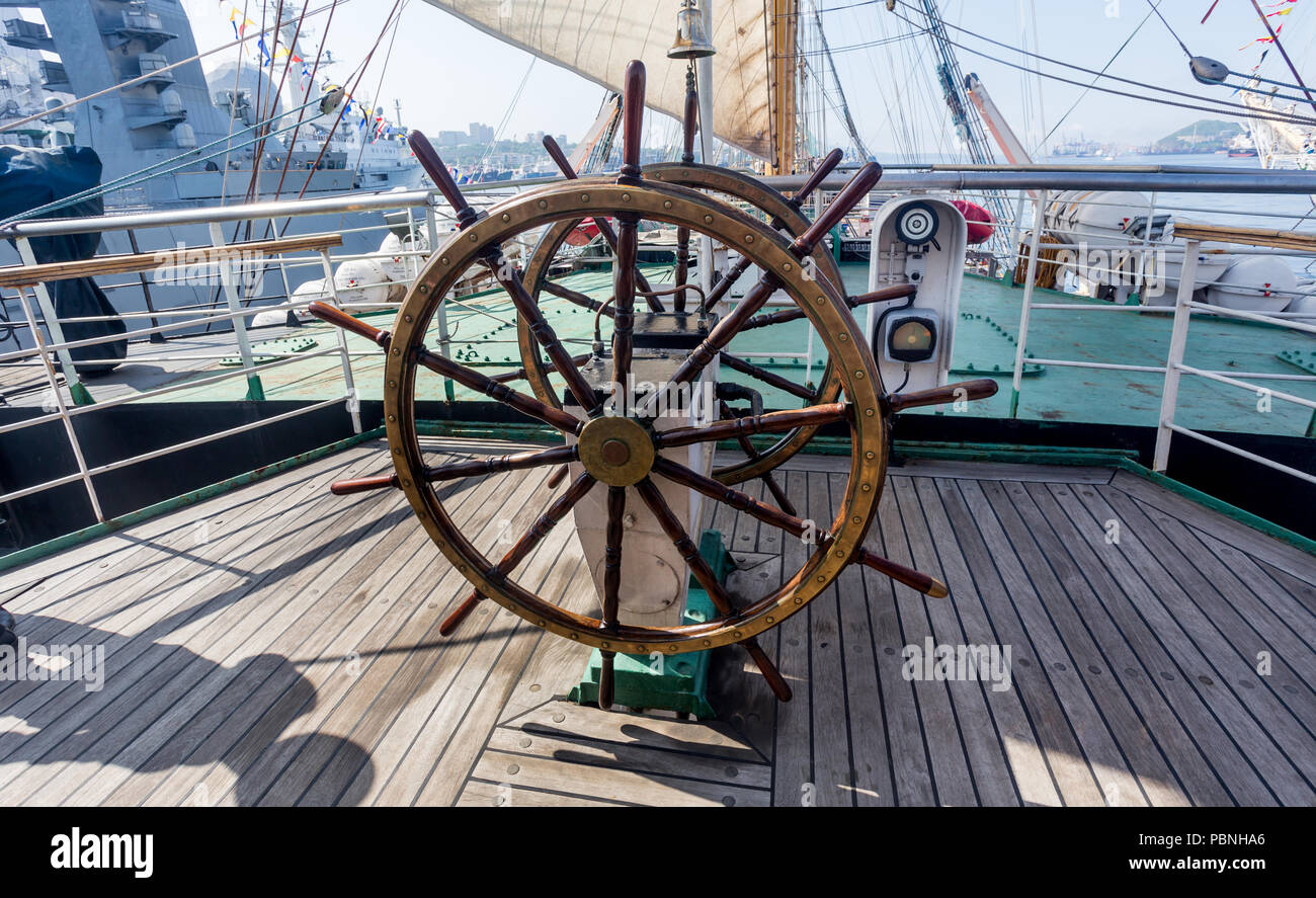 Handwheel of sailing ship "Pallada". Sailing ship equipment, control ...