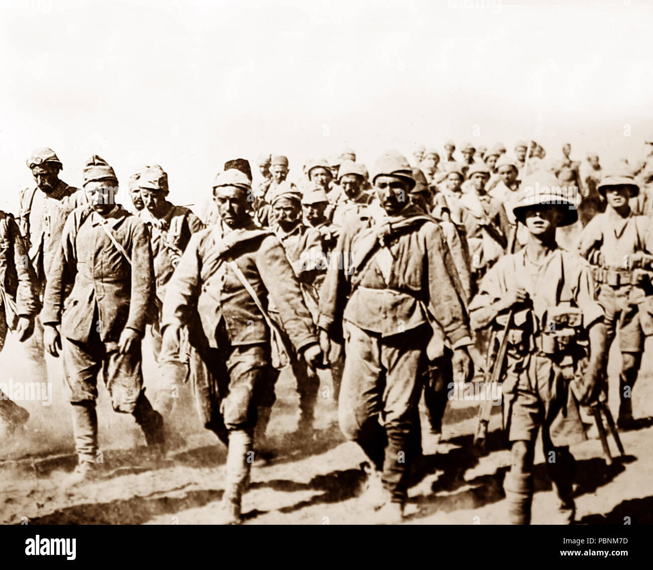 Turkish prisoners of war during WW1 Stock Photo - Alamy