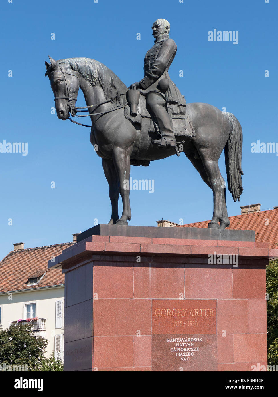 Equestrian statue of görgey artúr hi-res stock photography and images ...