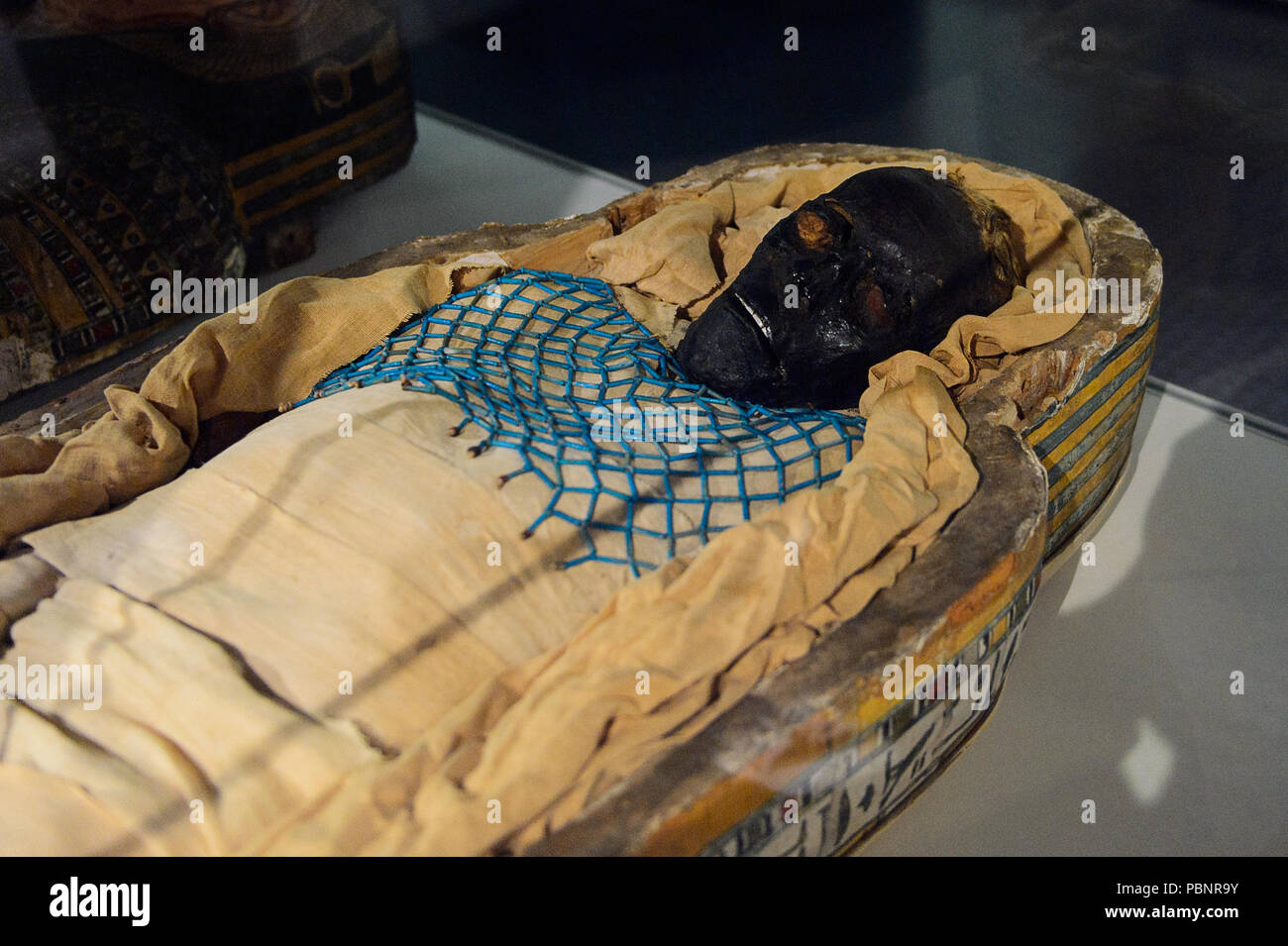 Old kingdom mummy hi-res stock photography and images - Alamy