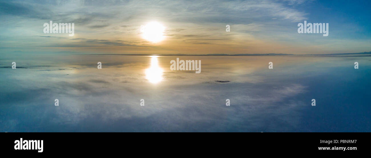 Aerial view salar de uyuni salt flats hi-res stock photography and ...