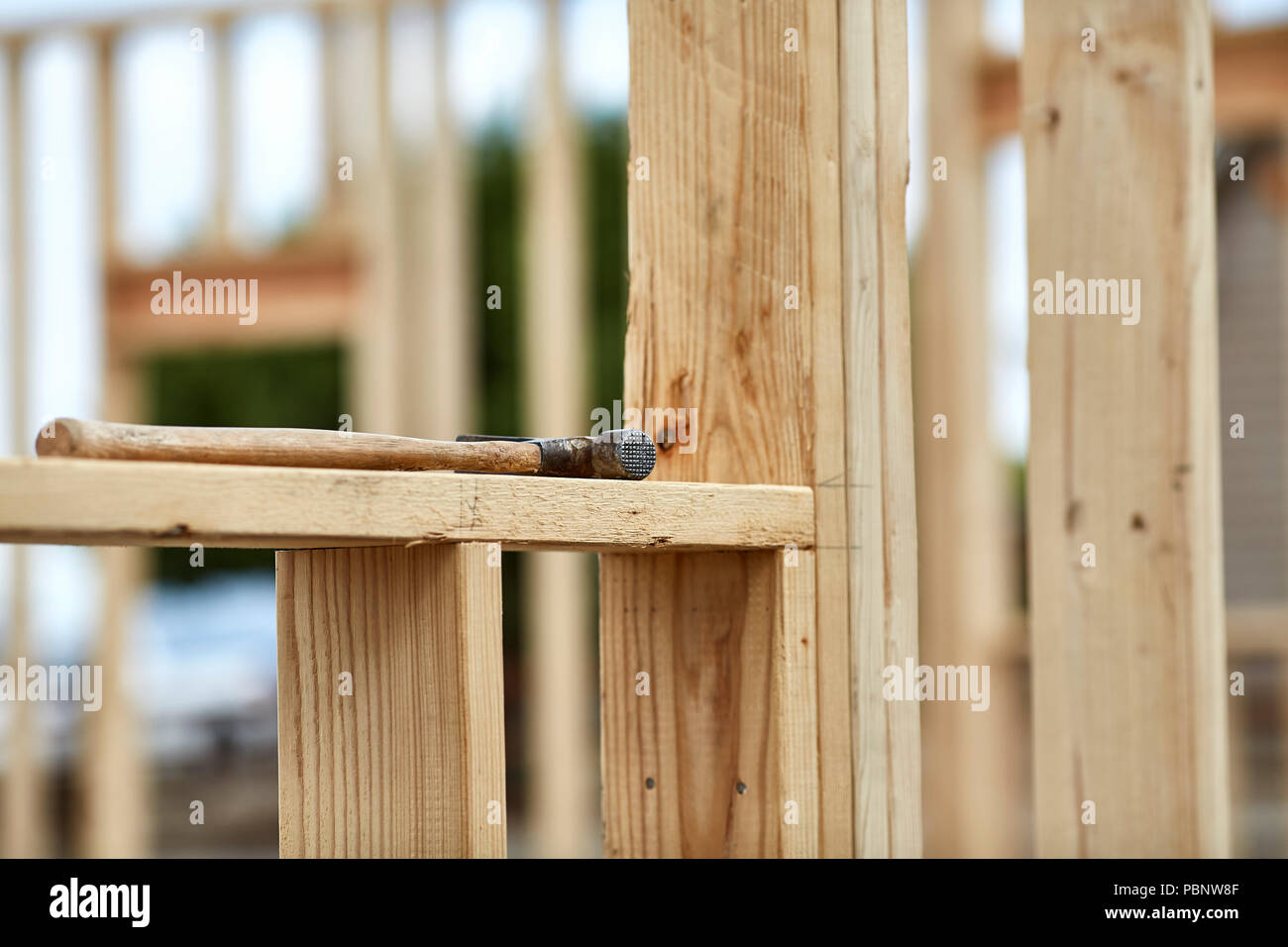 Stud wall framing hi-res stock photography and images - Alamy