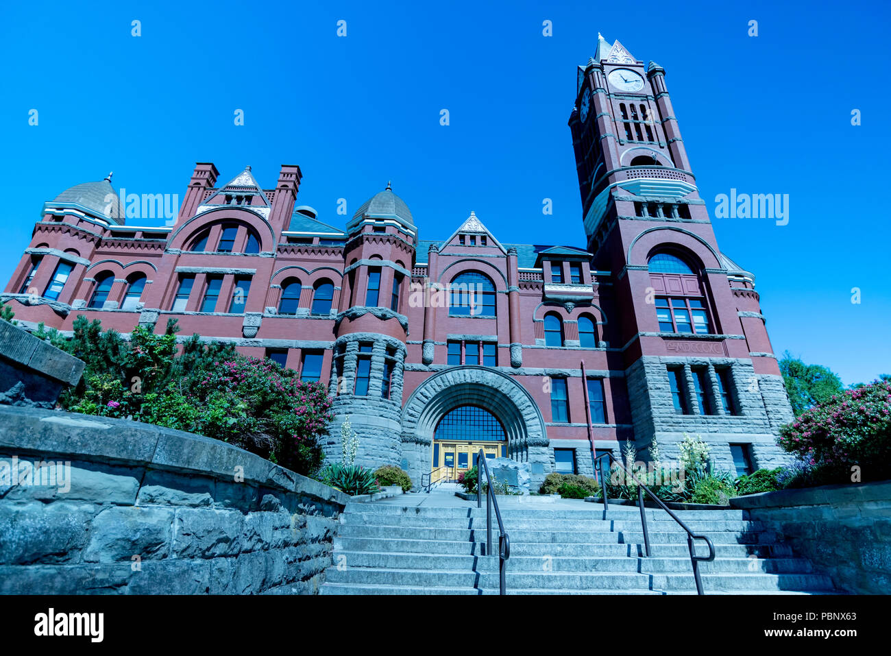 Jefferson County Courthouse 4. Built in red brick Romanesque Revival ...