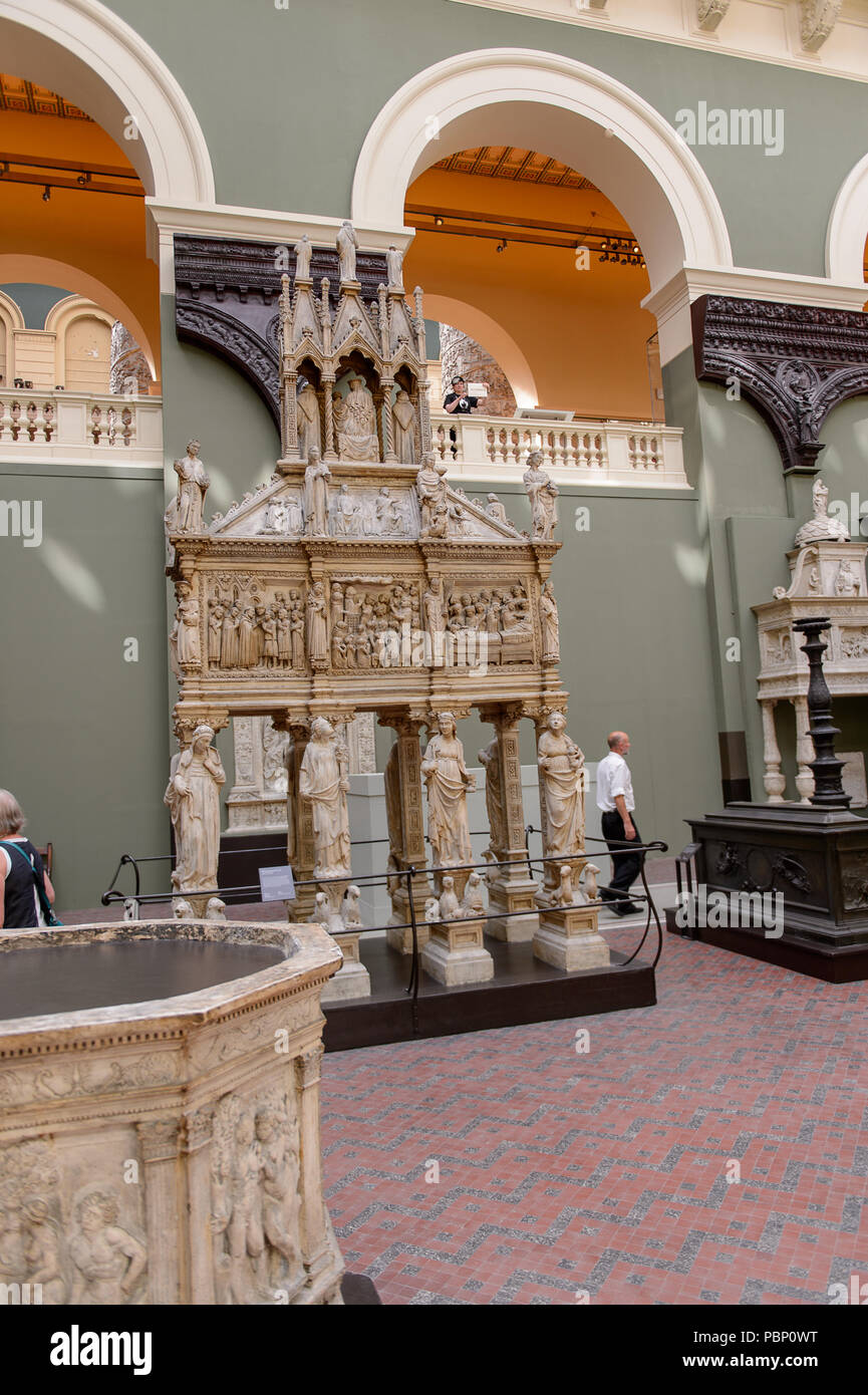 Medieval and renaissance gallery victoria and albert museum hi-res ...