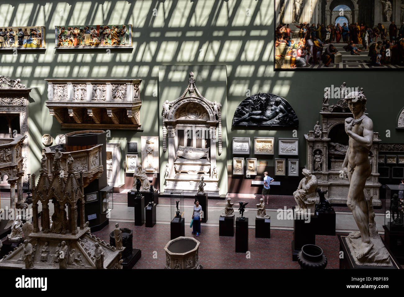 Medieval and renaissance gallery victoria and albert museum hi-res ...