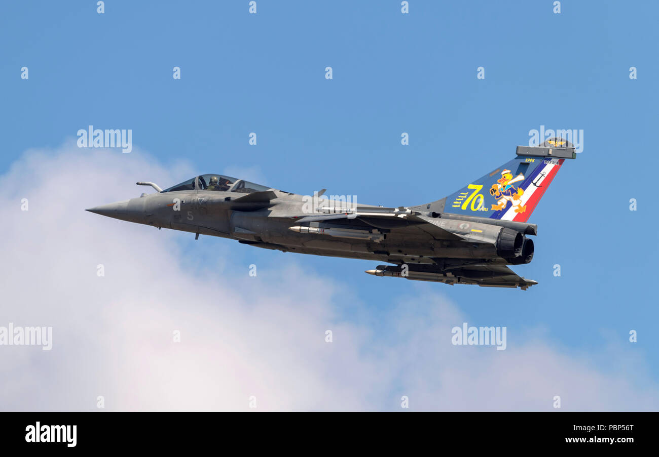 Flottille 12f hi-res stock photography and images - Alamy