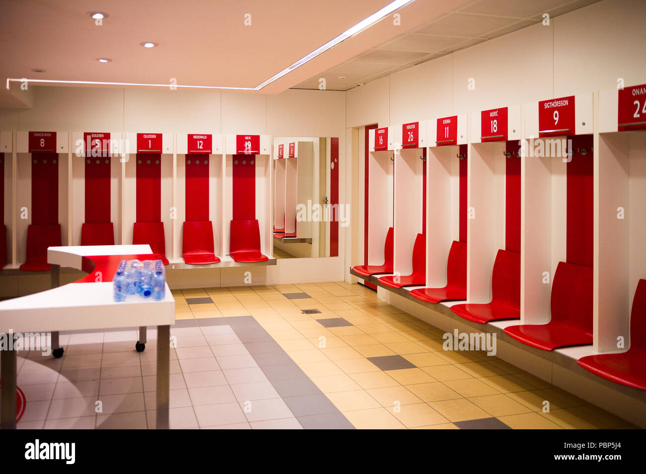 AMSTERDAM, NETHERLANDS - JUNE 2, 2015: Dressing room on the Amsterdam ...