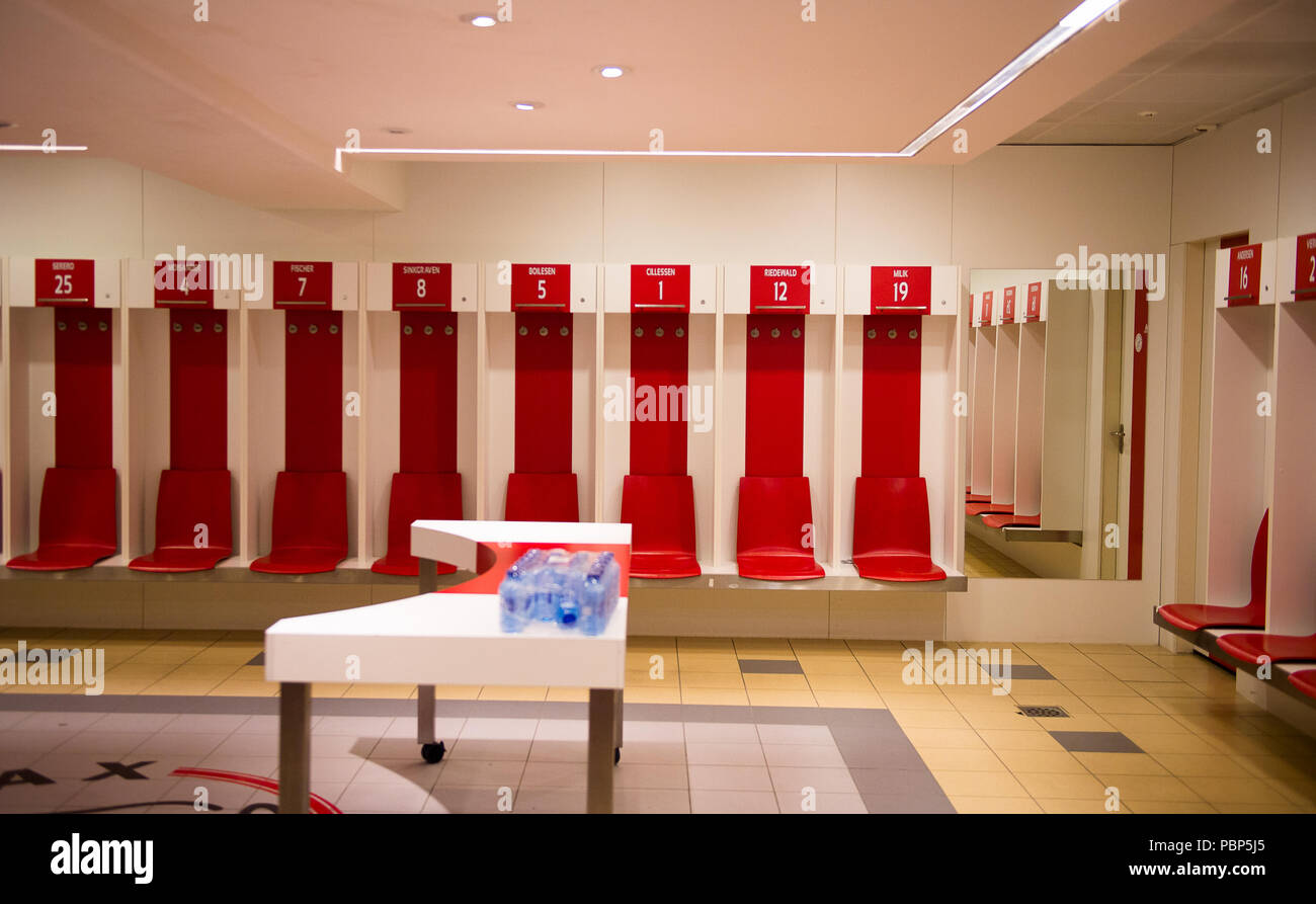 AMSTERDAM, NETHERLANDS - JUNE 2, 2015: Dressing room on the Amsterdam ...