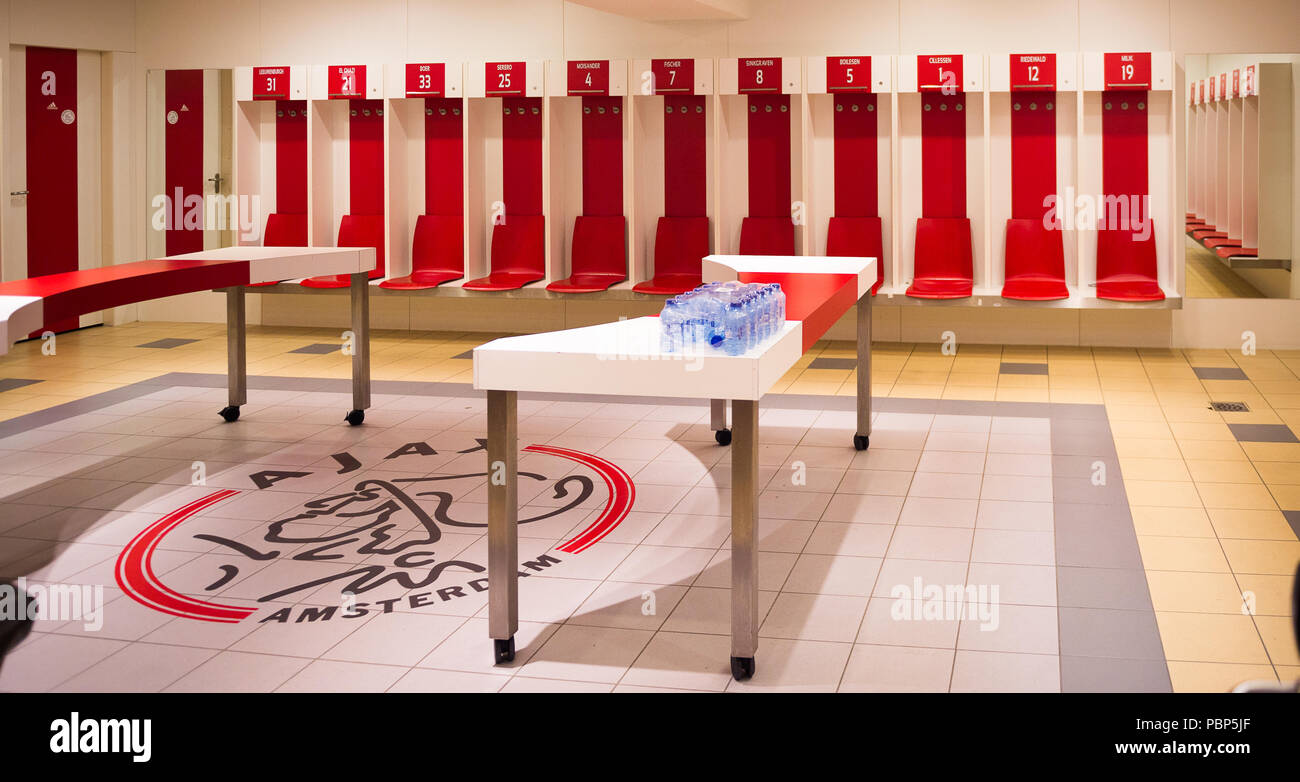 AMSTERDAM, NETHERLANDS - JUNE 2, 2015: Dressing room on the Amsterdam ...