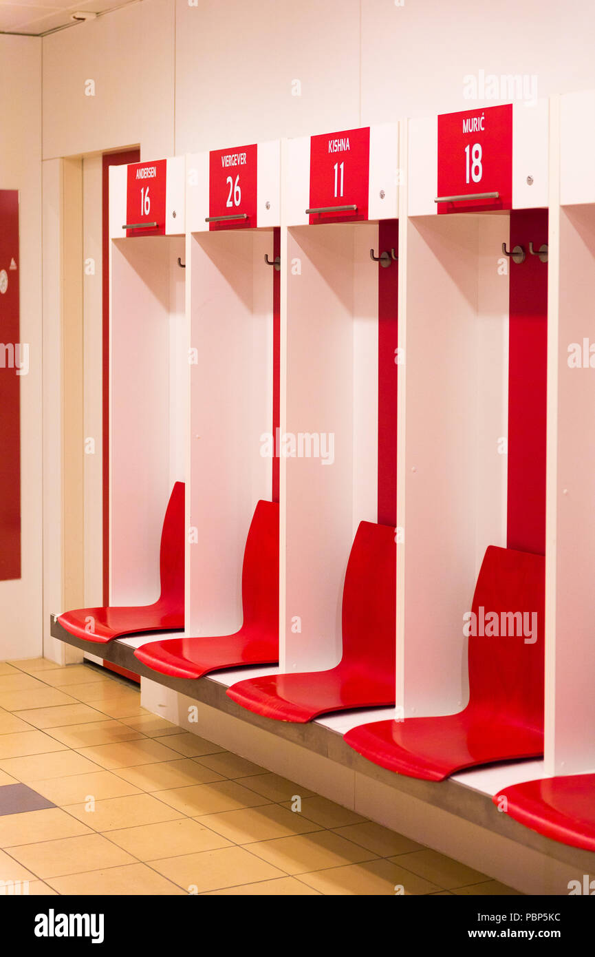 AMSTERDAM, NETHERLANDS - JUNE 2, 2015: Dressing room on the Amsterdam ...