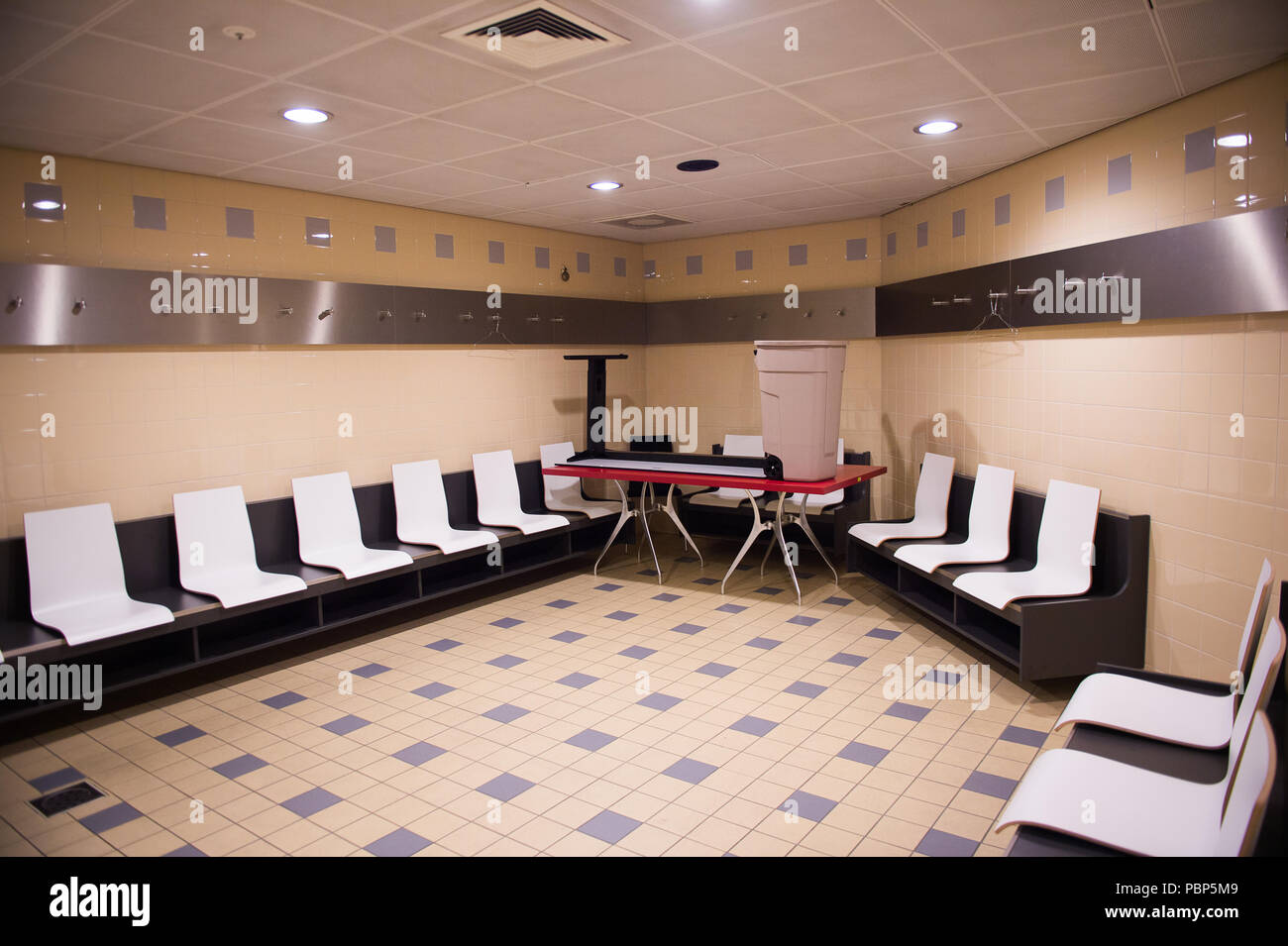 AMSTERDAM, NETHERLANDS - JUNE 2, 2015: Dressing room on the Amsterdam ...