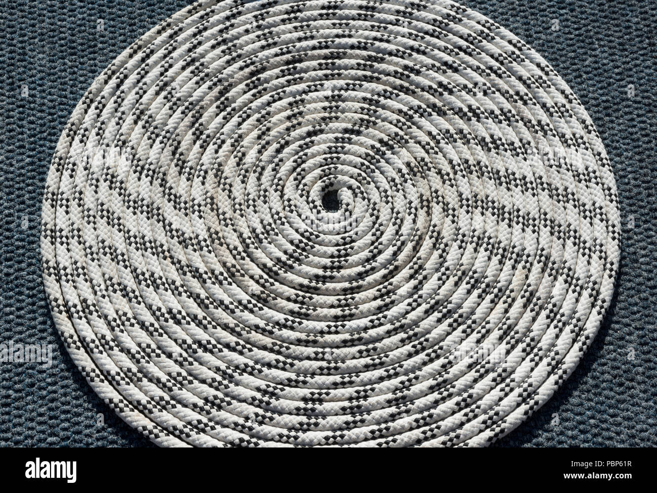 coil of rope Stock Photo - Alamy