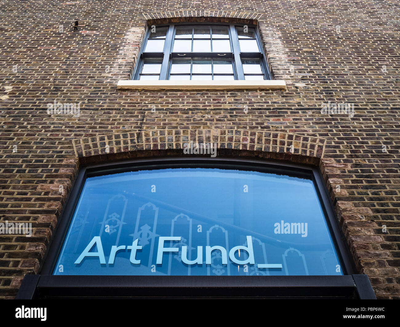 The art fund london hi-res stock photography and images - Alamy