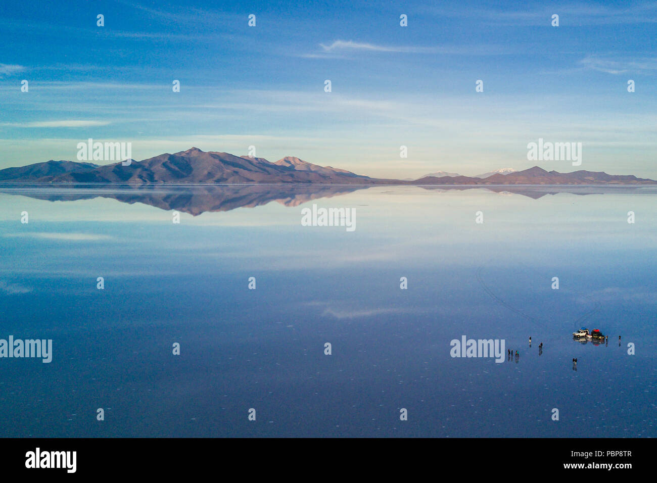 Amazing salar de uyuni mirror hi-res stock photography and images - Alamy