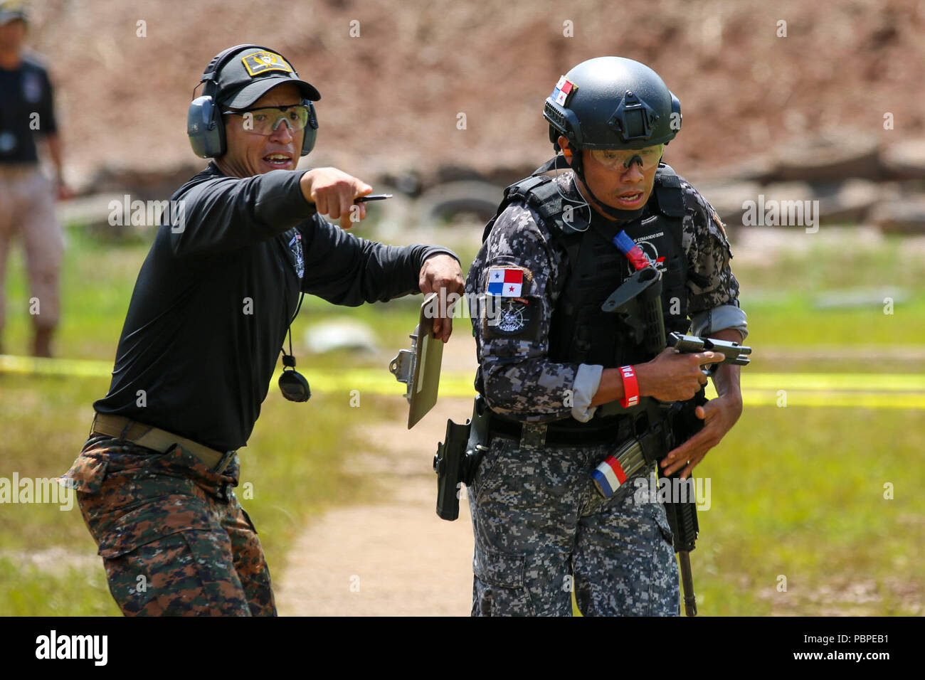 Policia panamá hi-res stock photography and images - Alamy