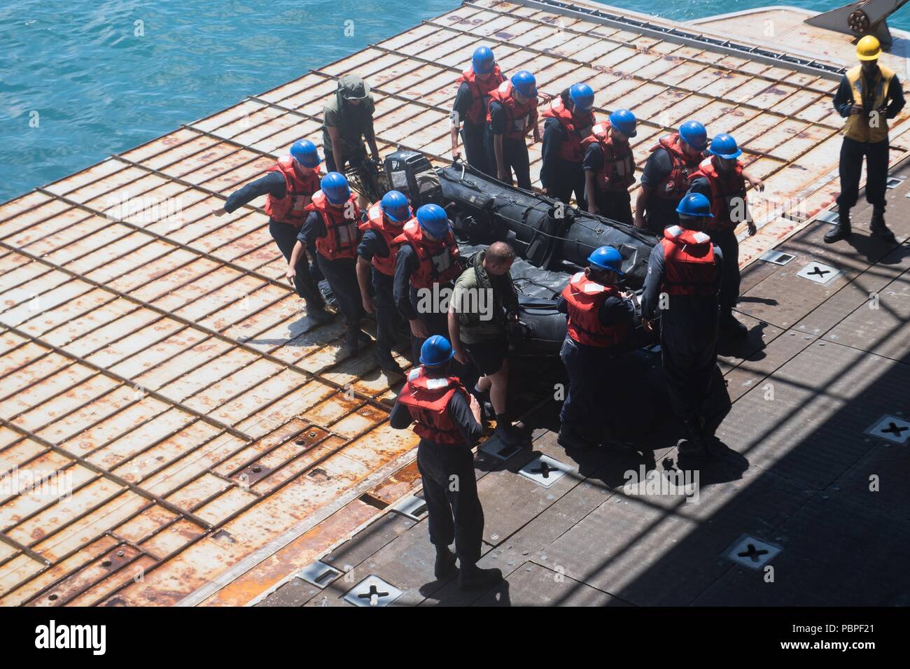 Fleet diving unit 2 hi-res stock photography and images - Alamy