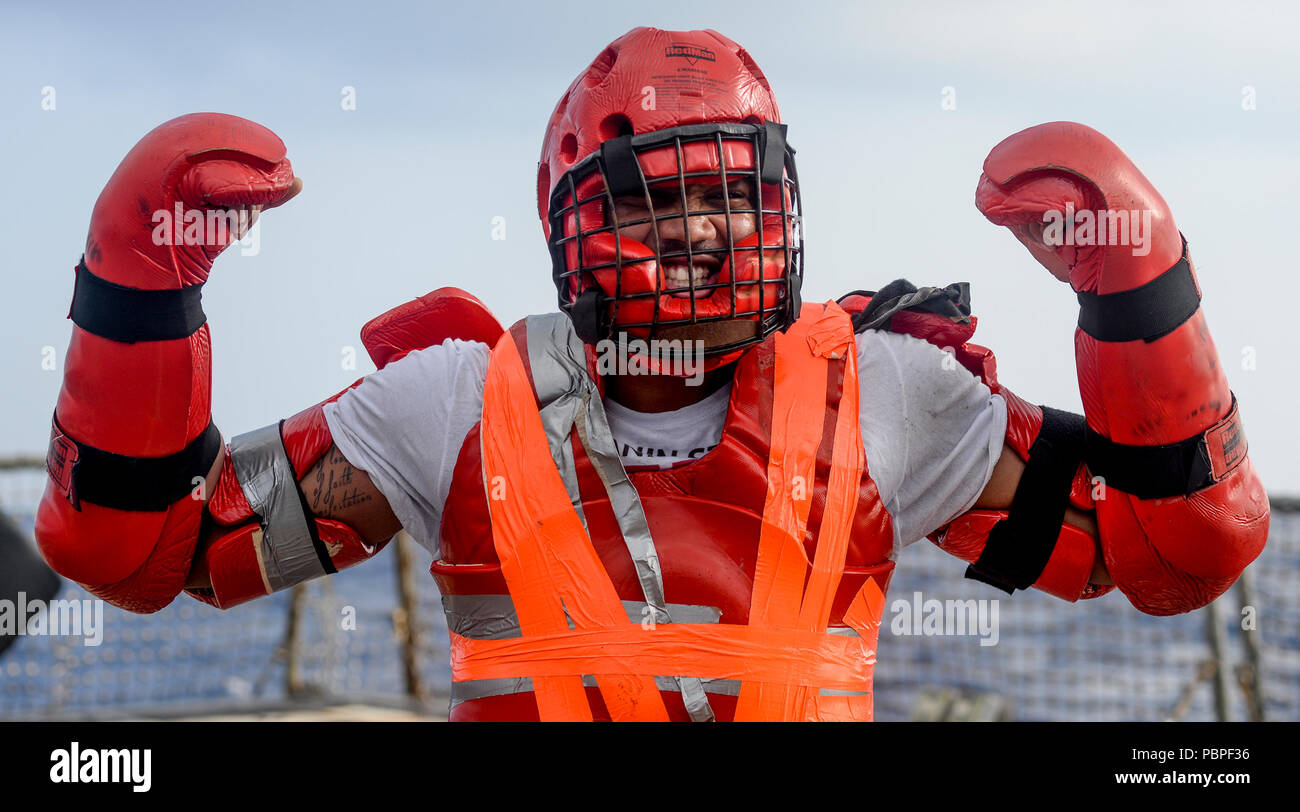 180722-N-PM193-0242 PACIFIC OCEAN (July 22, 2018) Boatswain’s Mate 3rd ...