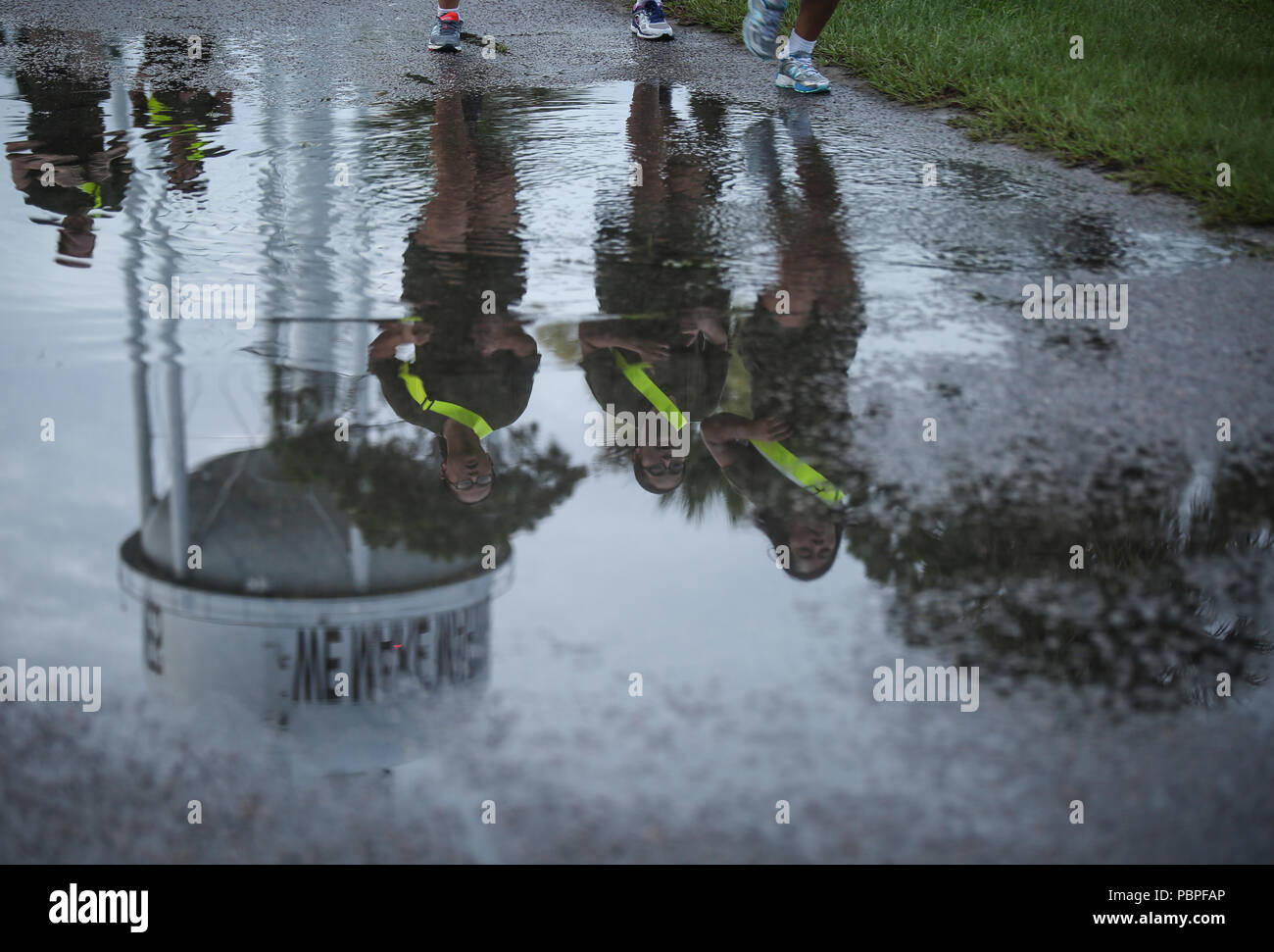 Push up female recruit hi-res stock photography and images - Alamy