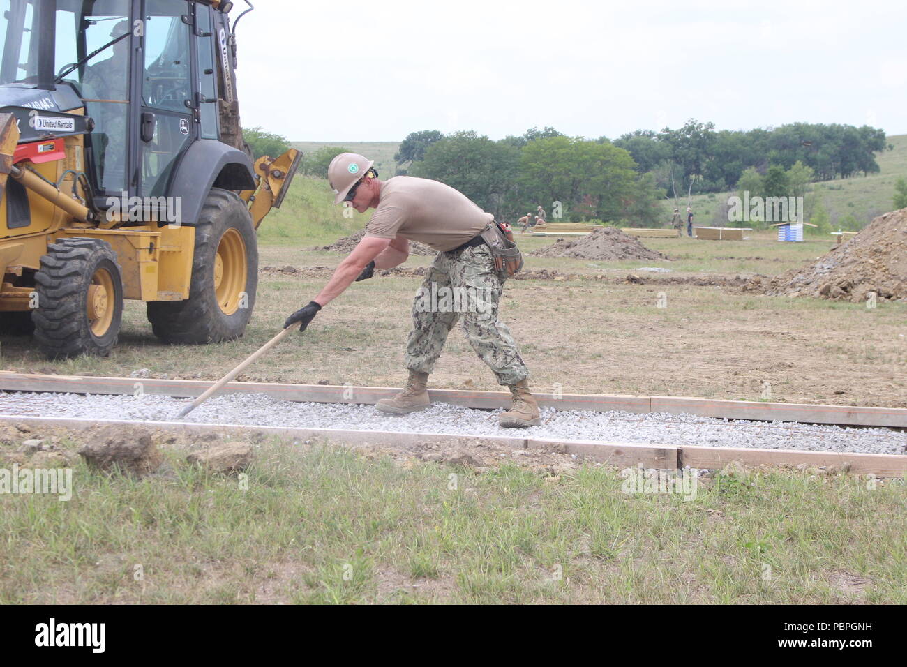 NMCB 27 Seabees of Individual Readiness Training (IRT) Lincoln ...