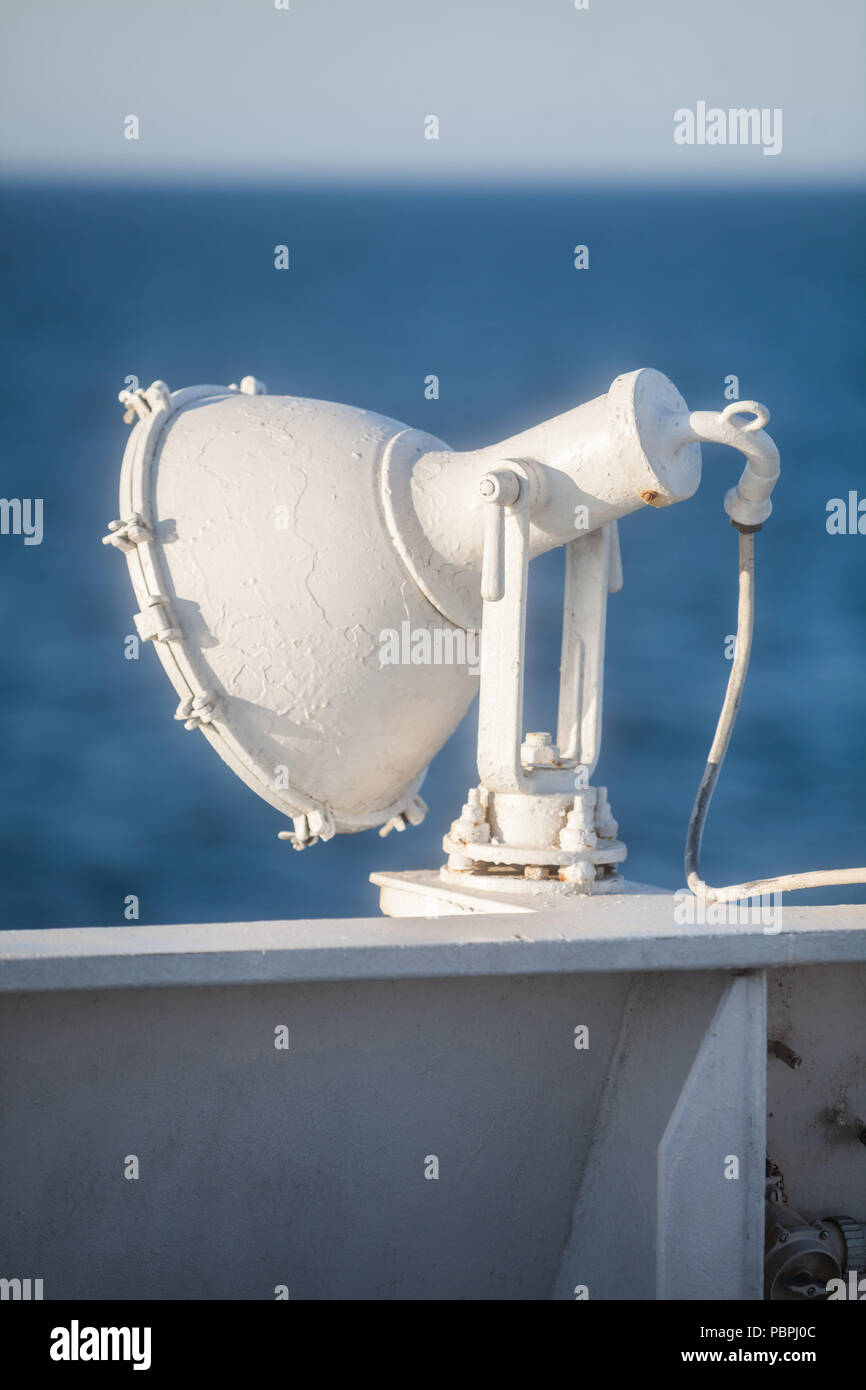 Old ship light bulb hi-res stock photography and images - Alamy