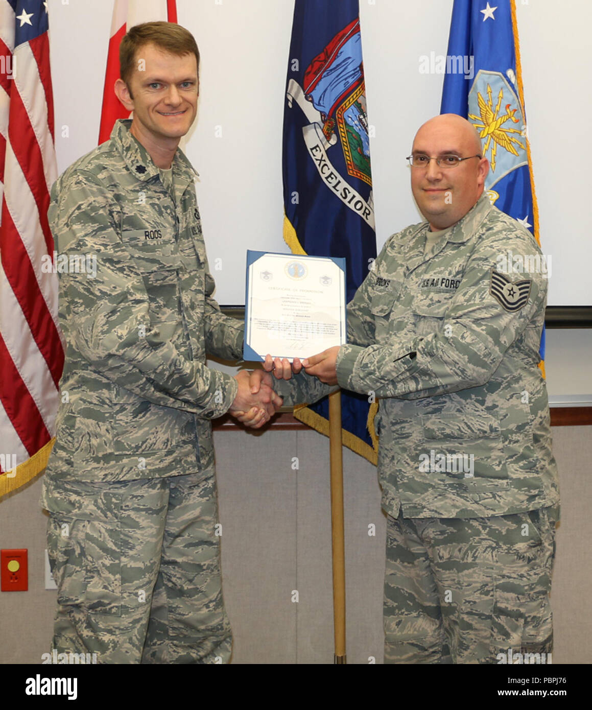 Brooks promoted to master sgt hi-res stock photography and images - Alamy