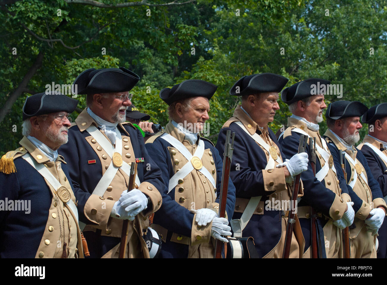 Revolutionary war rifles american hi-res stock photography and images ...