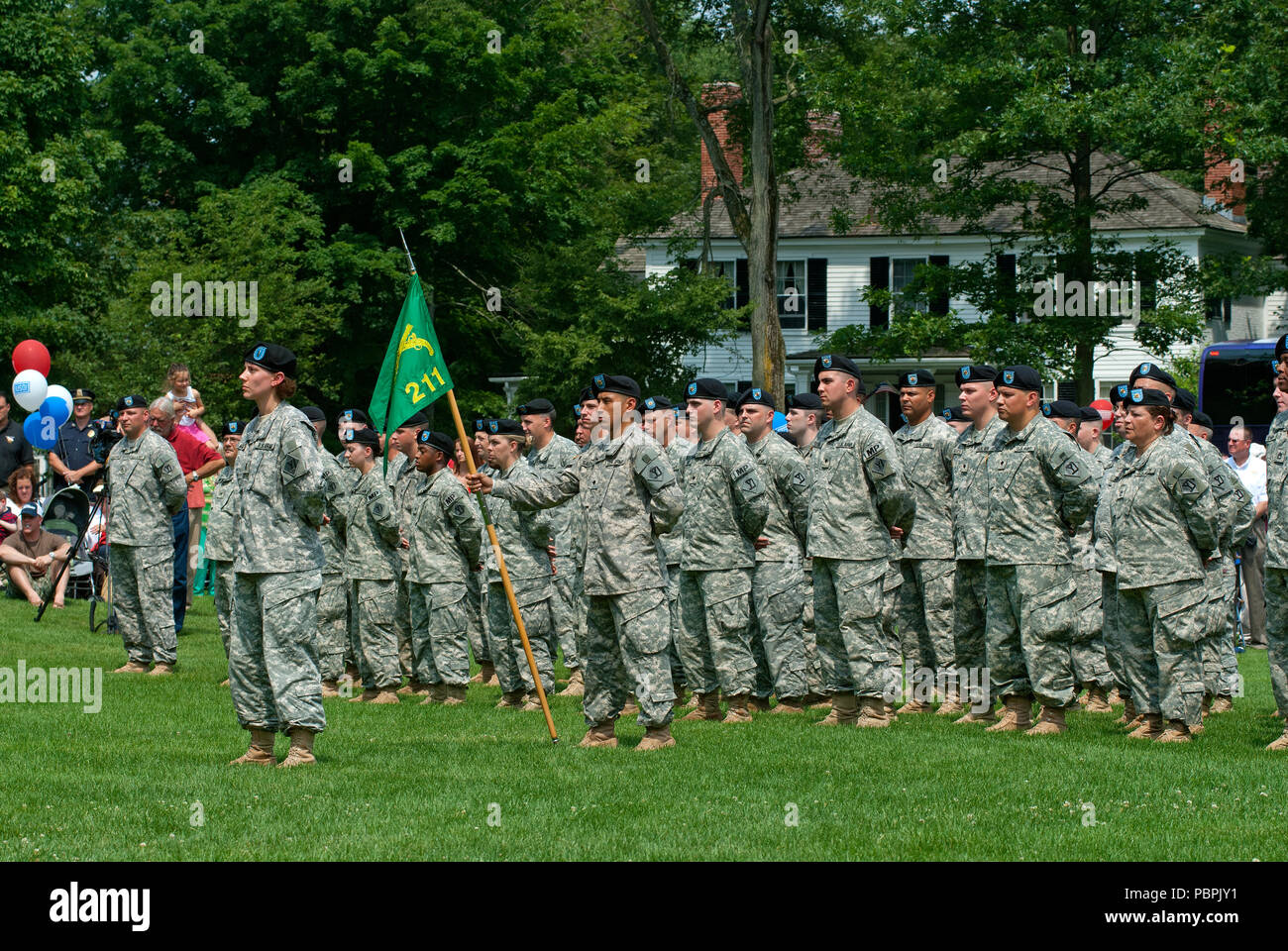 Massachusetts army national guard hi-res stock photography and images ...