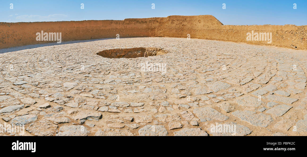 Burial pit hi-res stock photography and images - Alamy