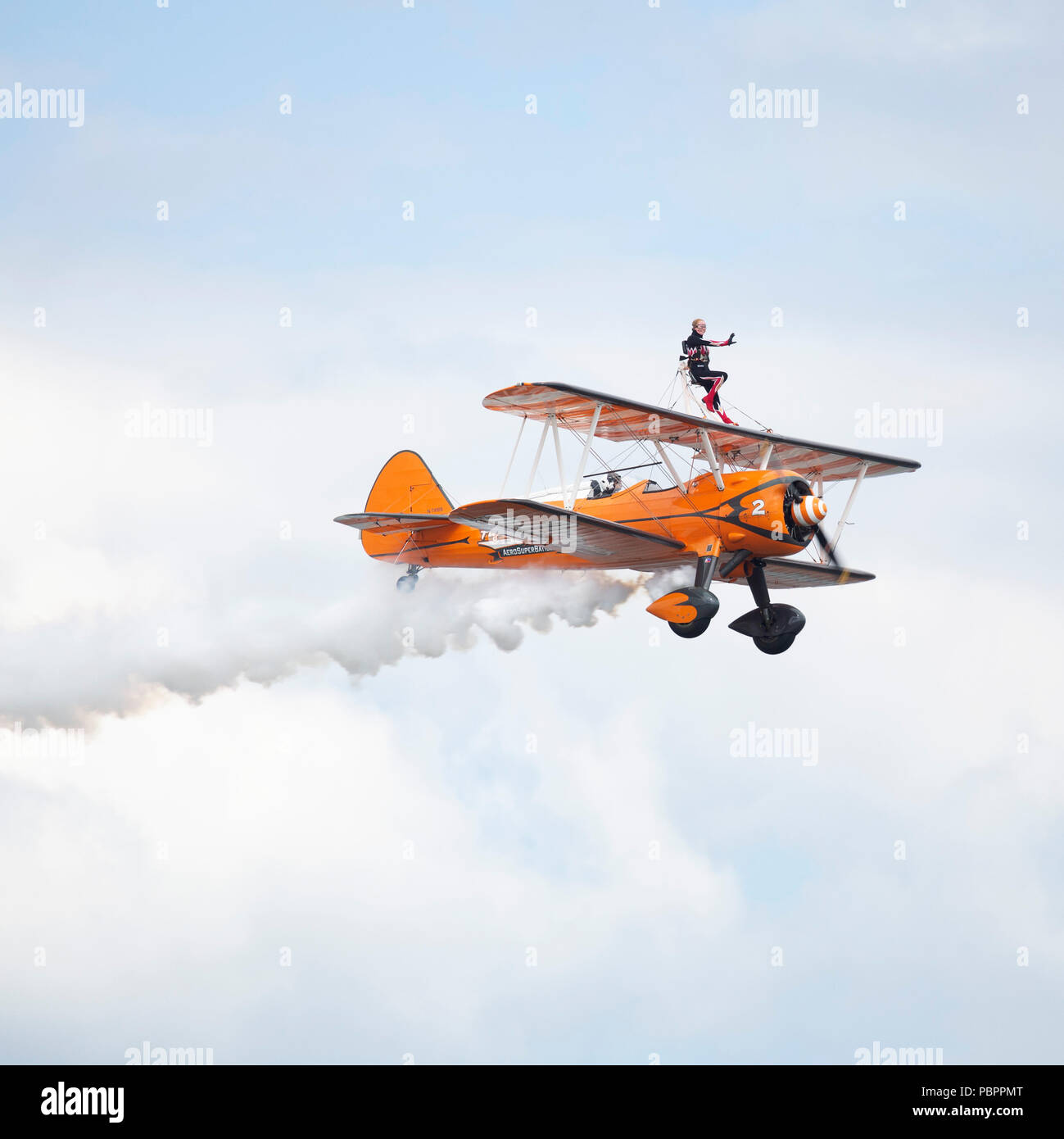 Wing walk on a bi plane hi-res stock photography and images - Alamy